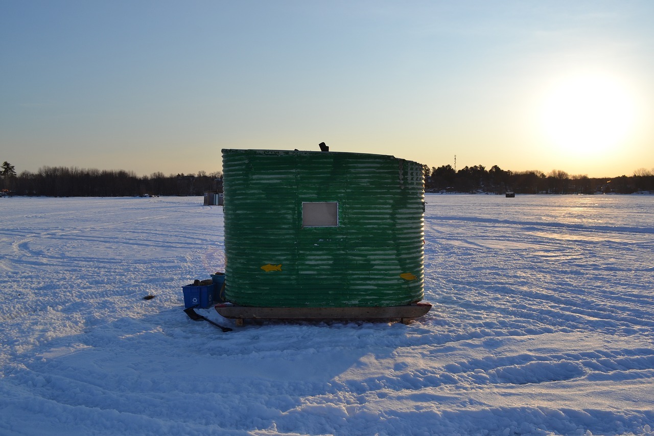 DNR Reminding Anglers of Fish House Removal Deadline | KRWC 1360 AM