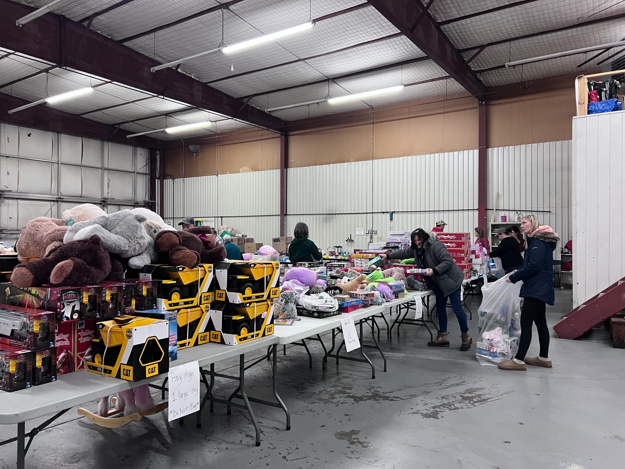 Tree of Hope Toy Collection for Hospitalized Children This Saturday ...